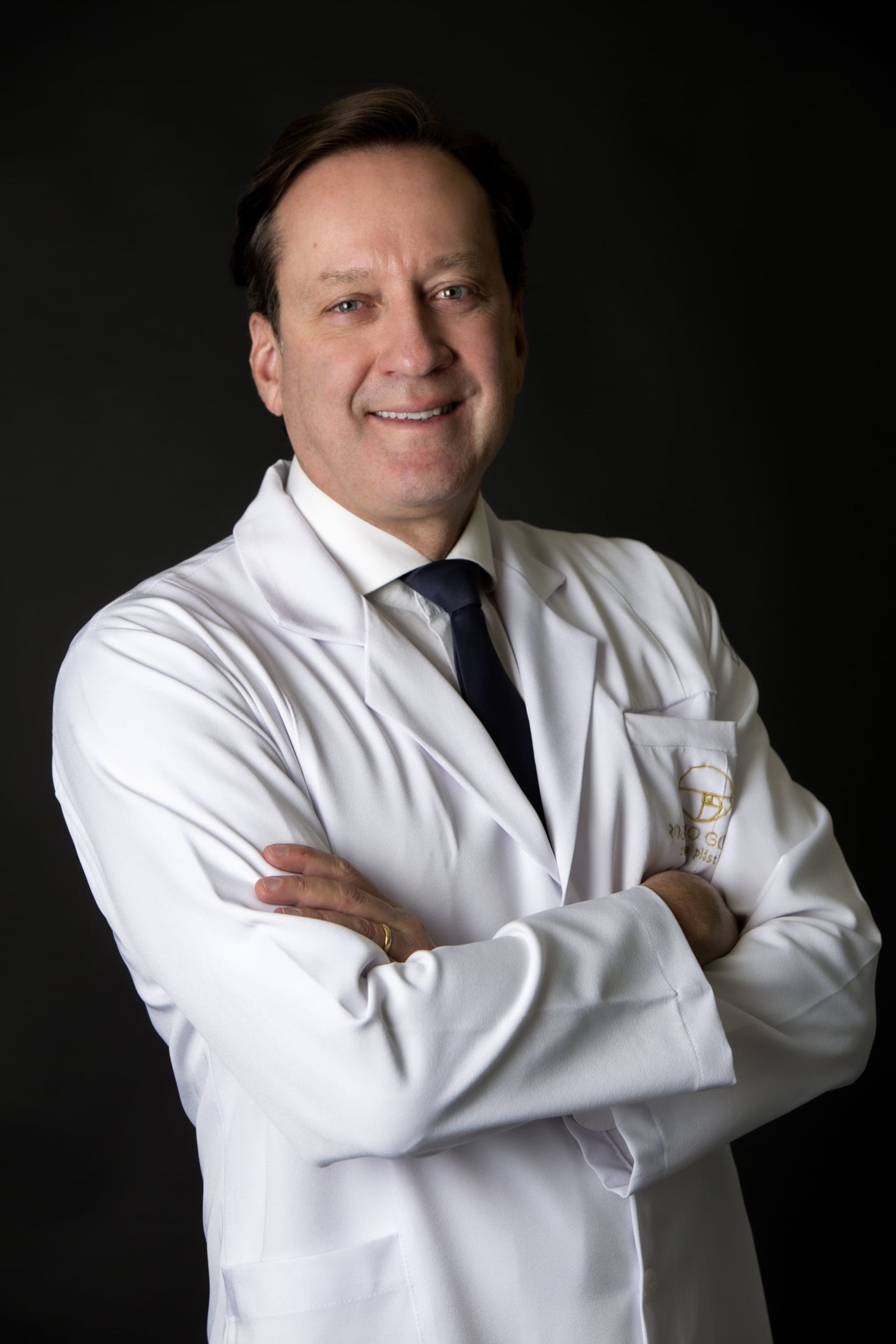 Simulate your future look with Lindapp - Dr. Rogério Gomes