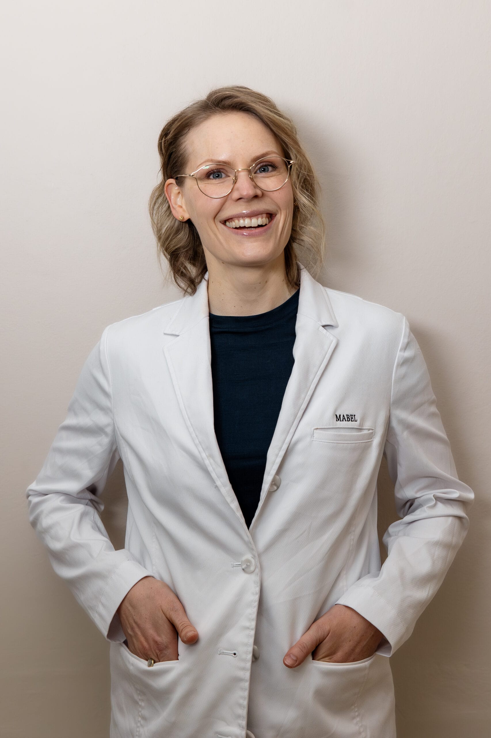 Simulate your future look with Lindapp - Dr. Anna-Stiina Meriläinen