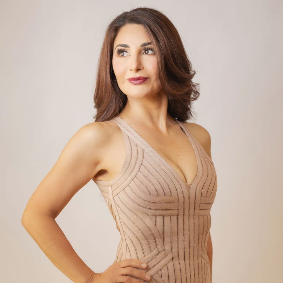 Dr Hedi: Experience the Future of Breast Surgery - Arbrea Labs